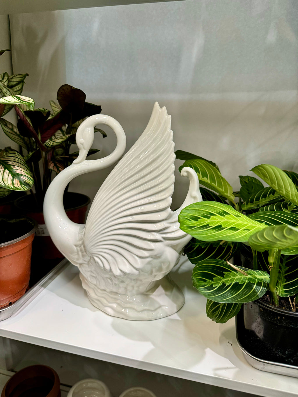 Vintage Swan Lamp – Jungle & Loom